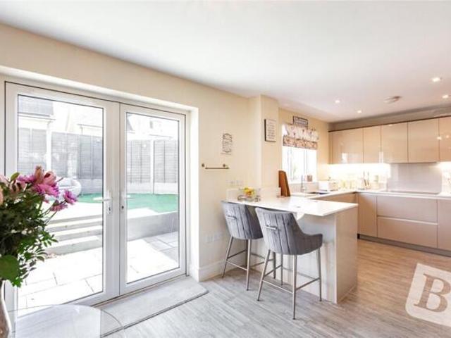 House 4 Bedroom For Sale Chigwell Essex 680000 ELS99237238