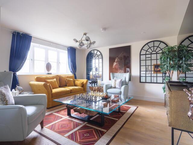 House 4 Bedroom For Sale Chippenham Wiltshire 895000 ES101996169