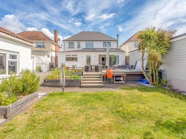 House 4 Bedroom For Sale Christchurch Dorset 730000 ELS100648651