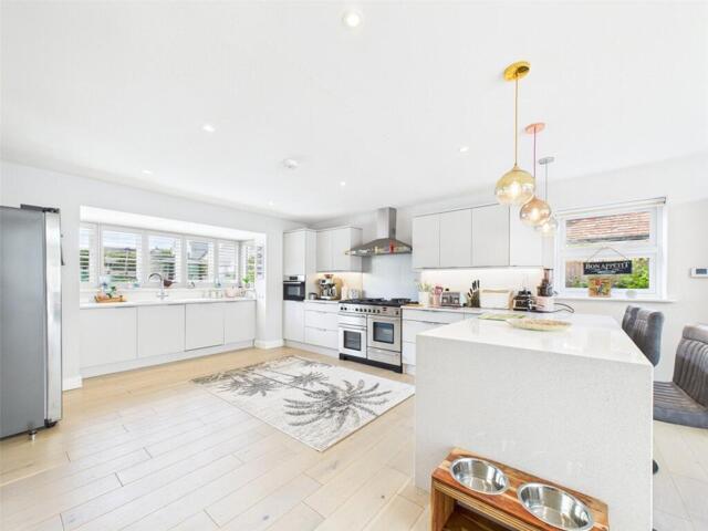 House 4 Bedroom For Sale Christchurch Dorset 895000 ELS99237257