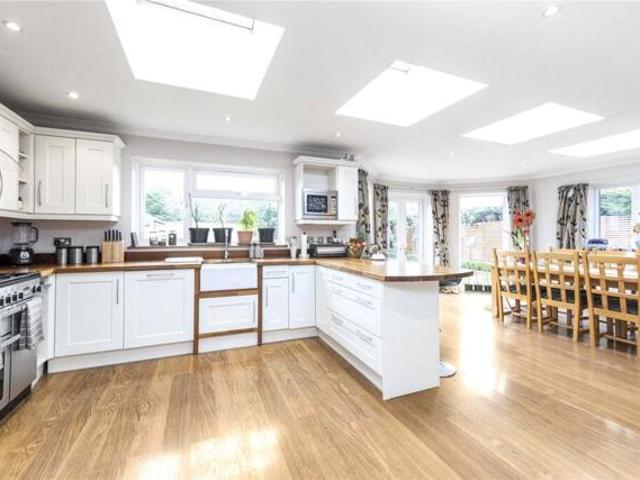 House 4 Bedroom For Sale Cranleigh Surrey 700000 ELS100096715