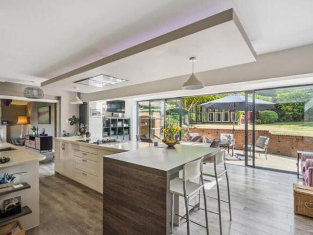 House 4 Bedroom For Sale Amersham Buckinghamshire 1195000 ELS99523557