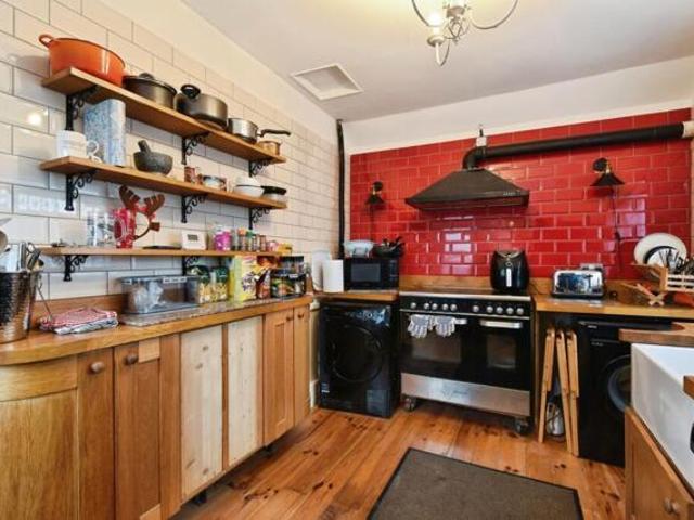 House 4 Bedroom For Sale Ammanford Carmarthenshire 250000 ES100854931