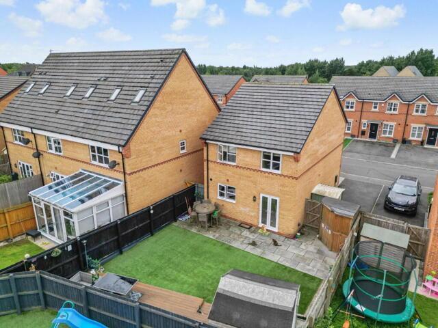 House 4 Bedroom For Sale Audenshaw Audenshaw 400000 ELS101060139