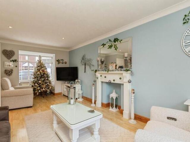 House 4 Bedroom For Sale Aylesbury Buckinghamshire 625000 ELS99092386
