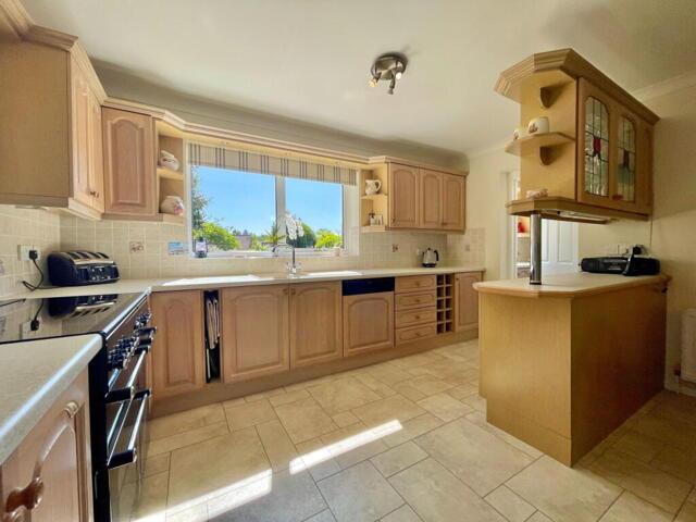 House 4 Bedroom For Sale Bournemouth Dorset 600000 ES101891896