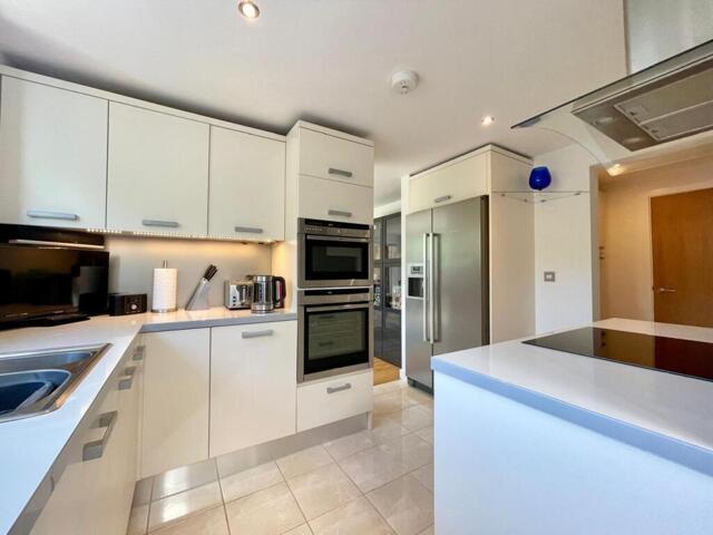 House 4 Bedroom For Sale Bournemouth Poole 895000 ES99773979