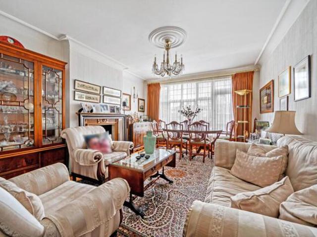 House 4 Bedroom For Sale Barnet Greater London 1300000 ES98801027