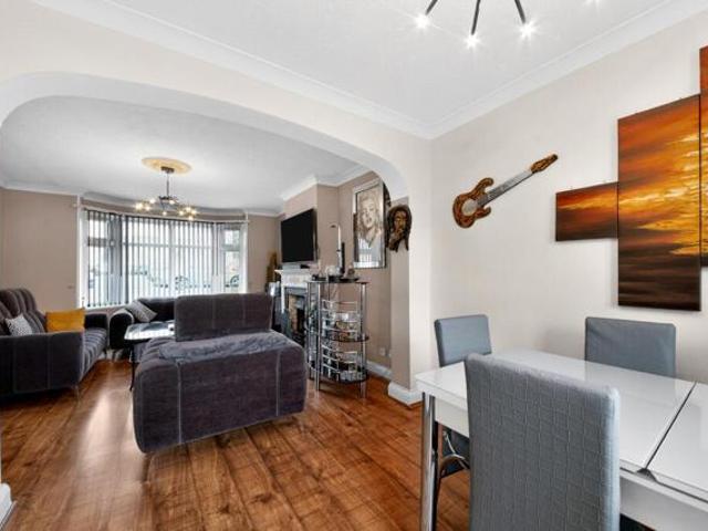House 4 Bedroom For Sale Barnet Greater London 750000 ELS99773556