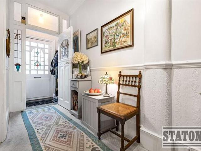 House 4 Bedroom For Sale Barnet Greater London 975000 ELS101168607