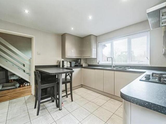 House 4 Bedroom For Sale Basingstoke Hampshire 575000 ELS100132579