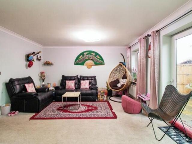 House 4 Bedroom For Sale Basildon Essex 500000 ELS99773832