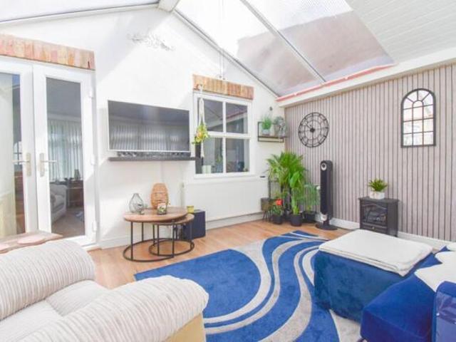 House 4 Bedroom For Sale Bedford Bedford Borough 475000 ES99895664