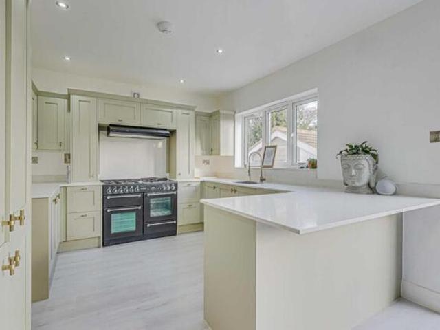 House 4 Bedroom For Sale Benfleet Essex 800000 ELS99641967