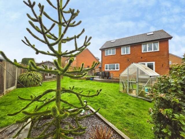 House 4 Bedroom For Sale Biddulph Staffordshire 415000 ELS100917528