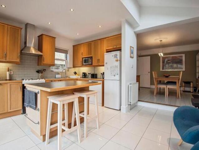 House 4 Bedroom For Sale Biggleswade Central Bedfordshire 625000 ES101675006