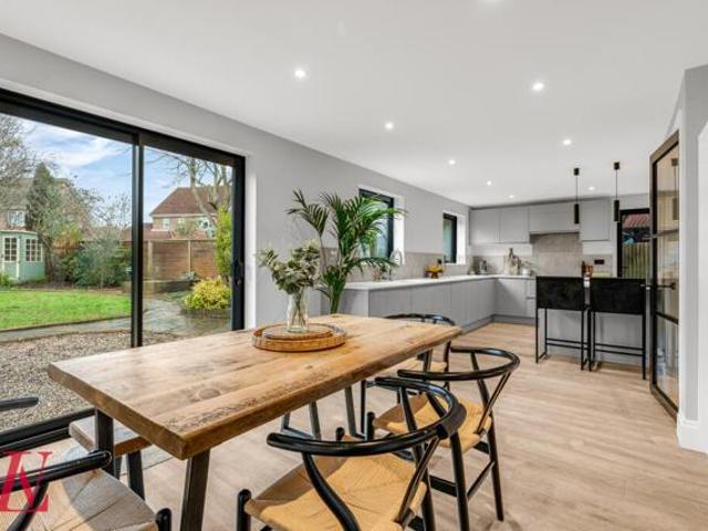 House 4 Bedroom For Sale Bishop's Stortford Essex 800000 ES99986245