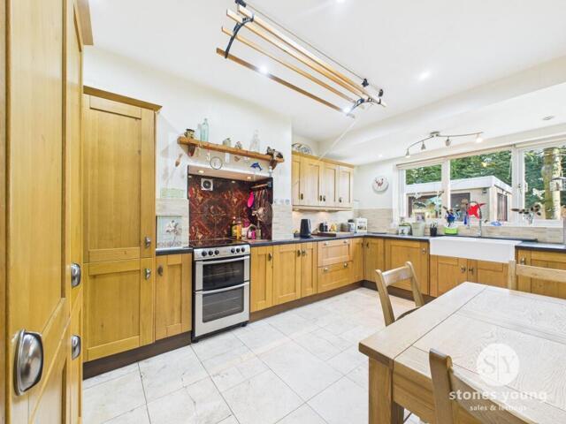 House 4 Bedroom For Sale Blackburn Blackburn With Darwen 650000 ELS99380773