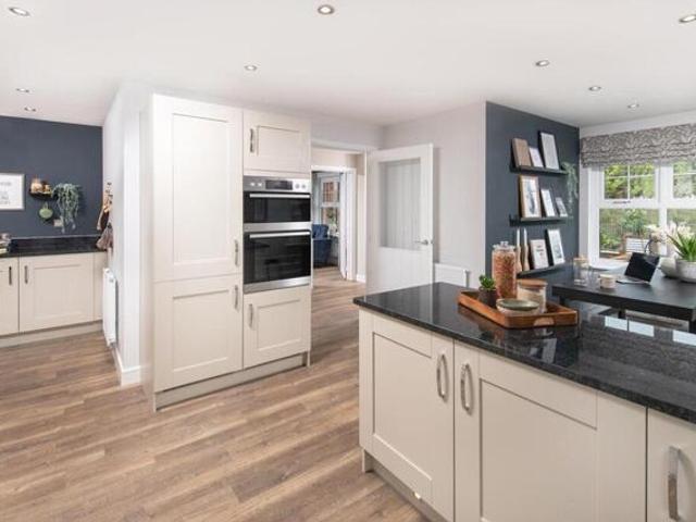 House 4 Bedroom For Sale Blackburn Lancashire 327995 ES99986152