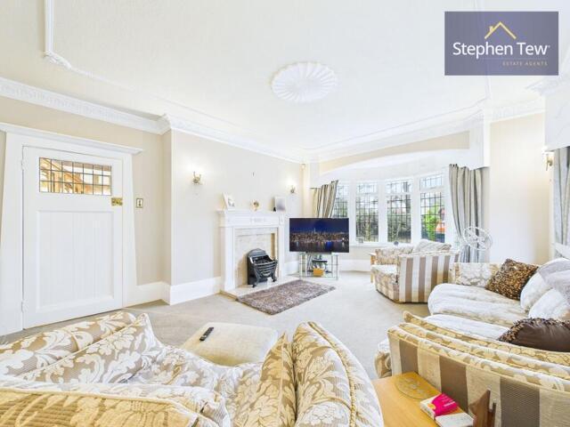 House 4 Bedroom For Sale Blackpool Blackpool 700000 ELS98687508