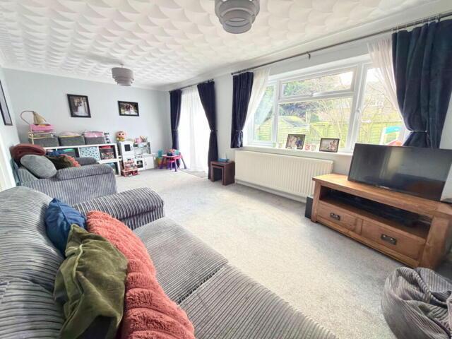 House 4 Bedroom For Sale Bletchley Milton Keynes 320000 ELS100953696