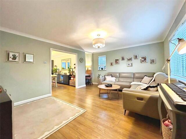 House 4 Bedroom For Sale Bracknell Bracknell Forest 650000 ELS101168195