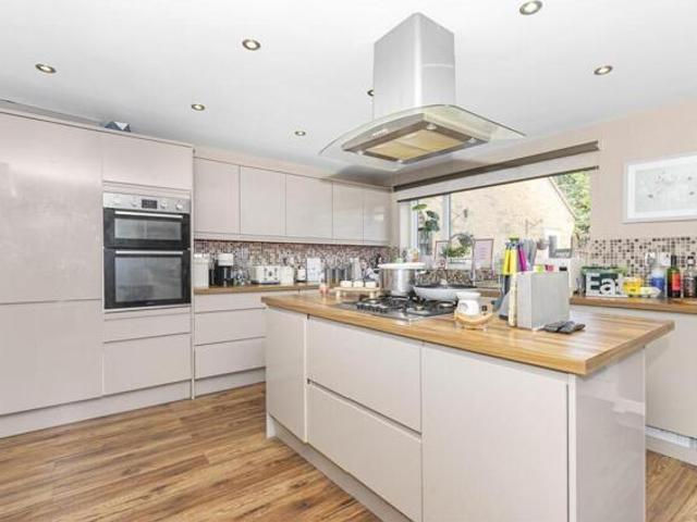 House 4 Bedroom For Sale Bradley Stoke Bristol 500000 ELS99952412