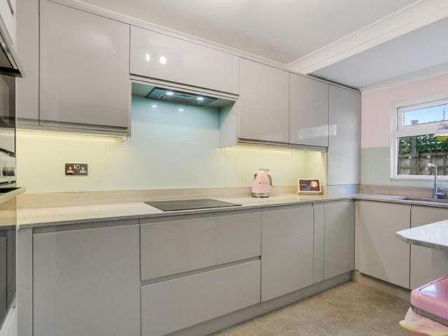 House 4 Bedroom For Sale Brighton And Hove Brighton And Hove 525000 ES100057879