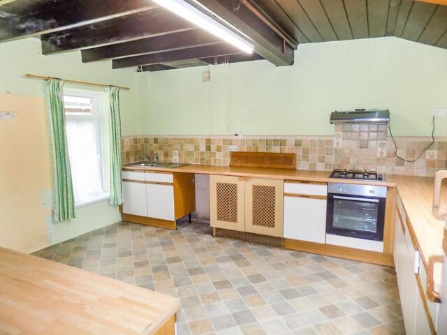 House 4 Bedroom For Sale Bridgend Bridgend 400000 ES99345070