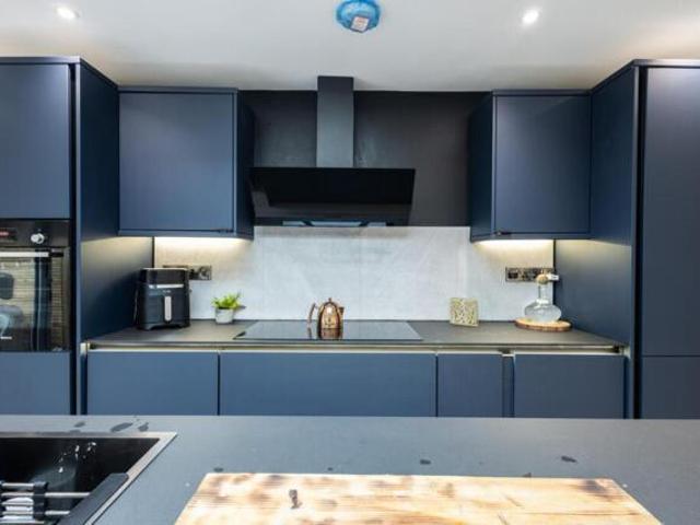 House 4 Bedroom For Sale Bristol North Somerset 325000 ELS101777790