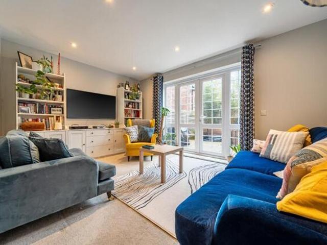 House 4 Bedroom For Sale Bromley Greater London 650000 ES100398685