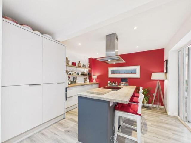 House 4 Bedroom For Sale Bromsgrove Worcestershire 475000 ELS99290385