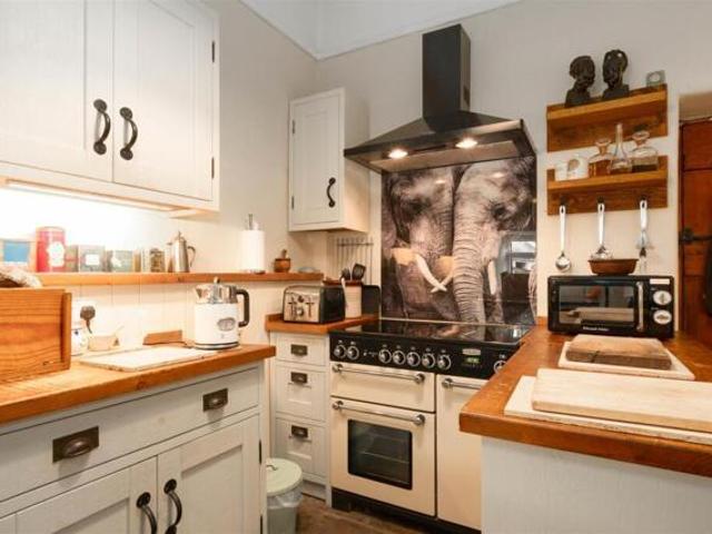 House 4 Bedroom For Sale Buxton Derbyshire 450000 ES99523933