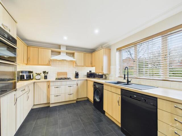 House 4 Bedroom For Sale Buckingham Buckinghamshire 499995 ES101674981