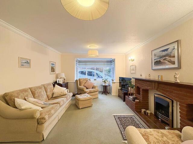 House 4 Bedroom For Sale Burntwood Staffordshire 450000 ELS100456501