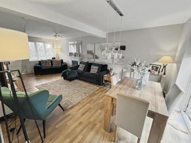 House 4 Bedroom For Sale Bury Bury 325000 ES101675257