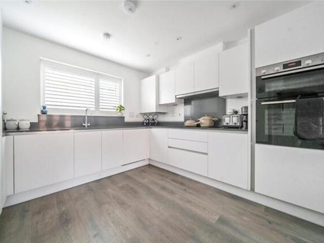 House 4 Bedroom For Sale Godalming Surrey 755000 ELS99315382