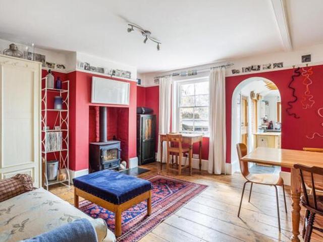 House 4 Bedroom For Sale Godalming Surrey 875000 ES99237087