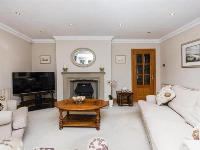 House 4 Bedroom For Sale Gomersal West Yorkshire 875000 ELS99204072