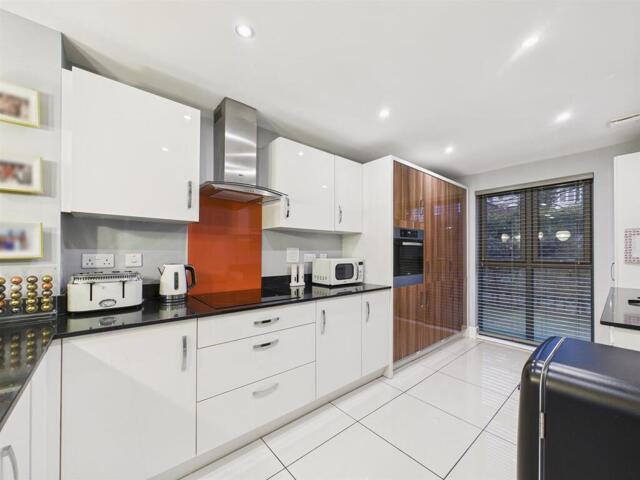 House 4 Bedroom For Sale Gateshead Tyne Y Wear 309950 ELS98687435