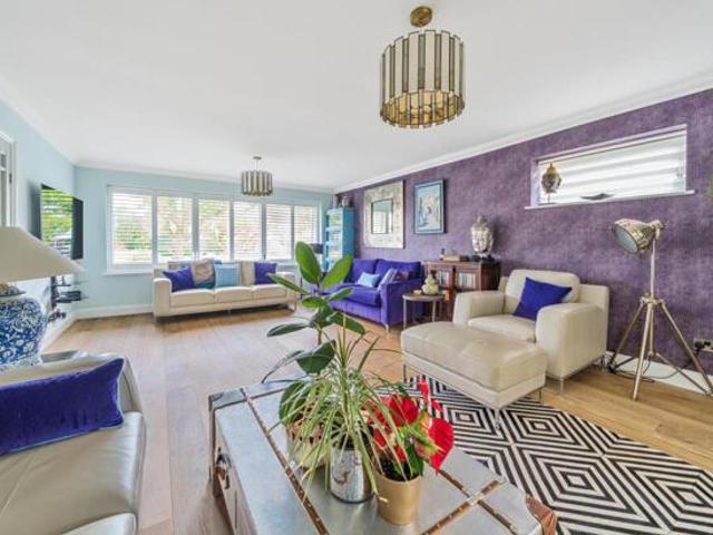 House 4 Bedroom For Sale Gerrards Cross Buckinghamshire 1450000 ES100191928