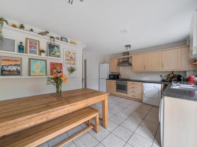 House 4 Bedroom For Sale Grantham Lincolnshire 219995 ES101119218