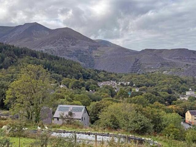 House 4 Bedroom For Sale Gwynedd Gwynedd 175000 ELS101316527
