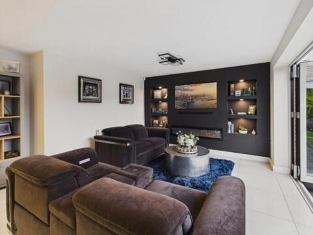 House 4 Bedroom For Sale Doncaster Doncaster 400000 ES99277787