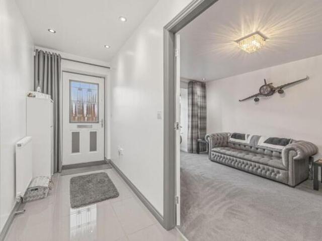 House 4 Bedroom For Sale Doncaster Doncaster 325000 ELS101892347