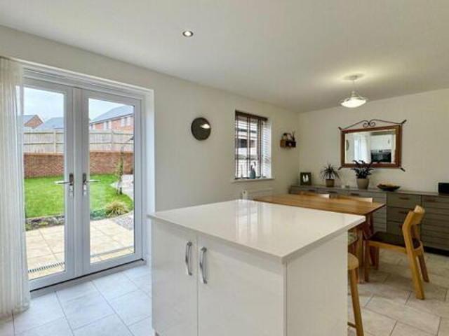 House 4 Bedroom For Sale Donnington West Berkshire 540000 ES101025916