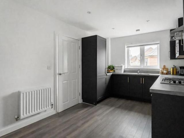 House 4 Bedroom For Sale Daventry Northamptonshire 324995 ES100824948