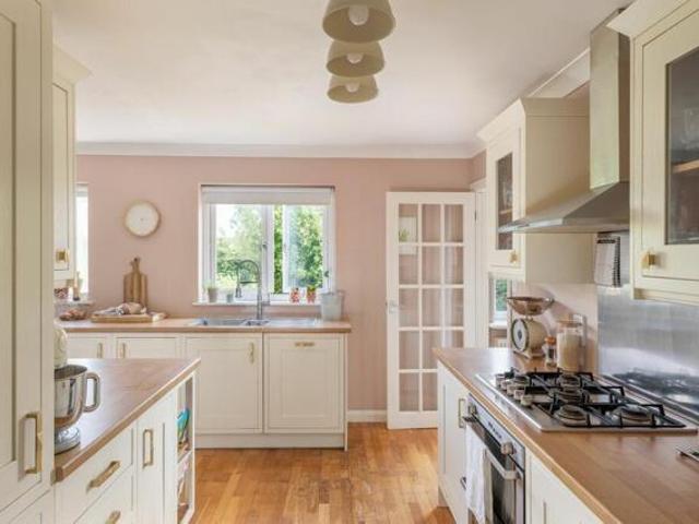 House 4 Bedroom For Sale Dartmouth Dartmouth 600000 ES101676270