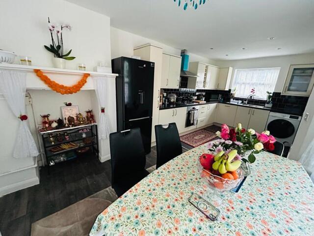 House 4 Bedroom For Sale Dartford Kent 475000 ELS98766148
