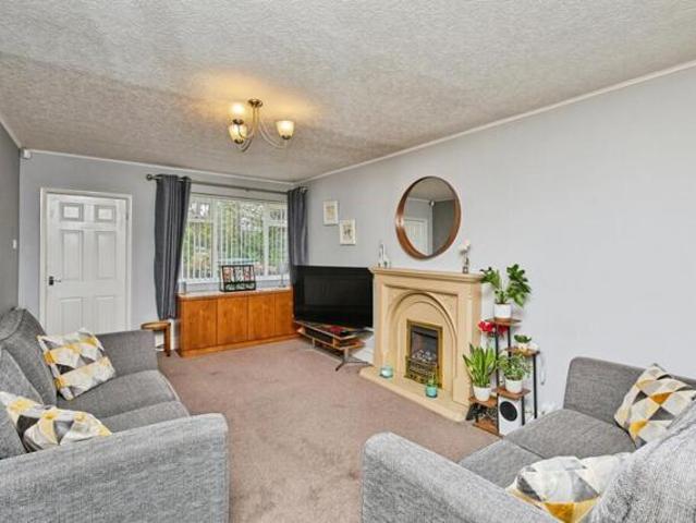 House 4 Bedroom For Sale Derby Derby 400000 ES99345058